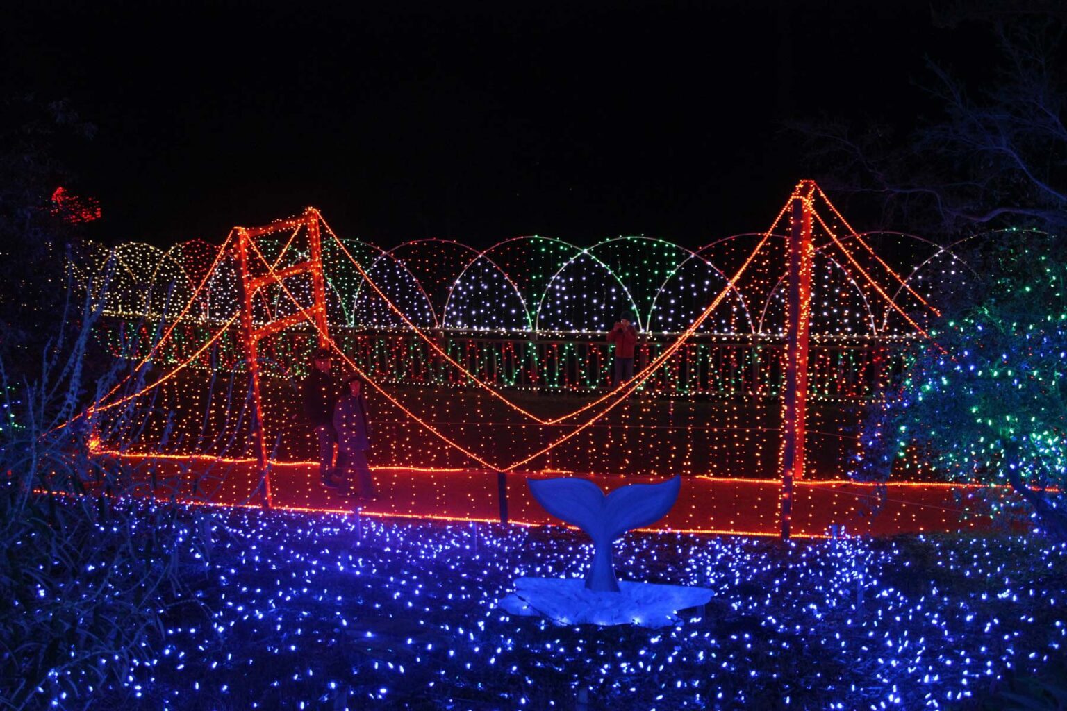 Christmas Market Vacation • Visit Cambria | CA