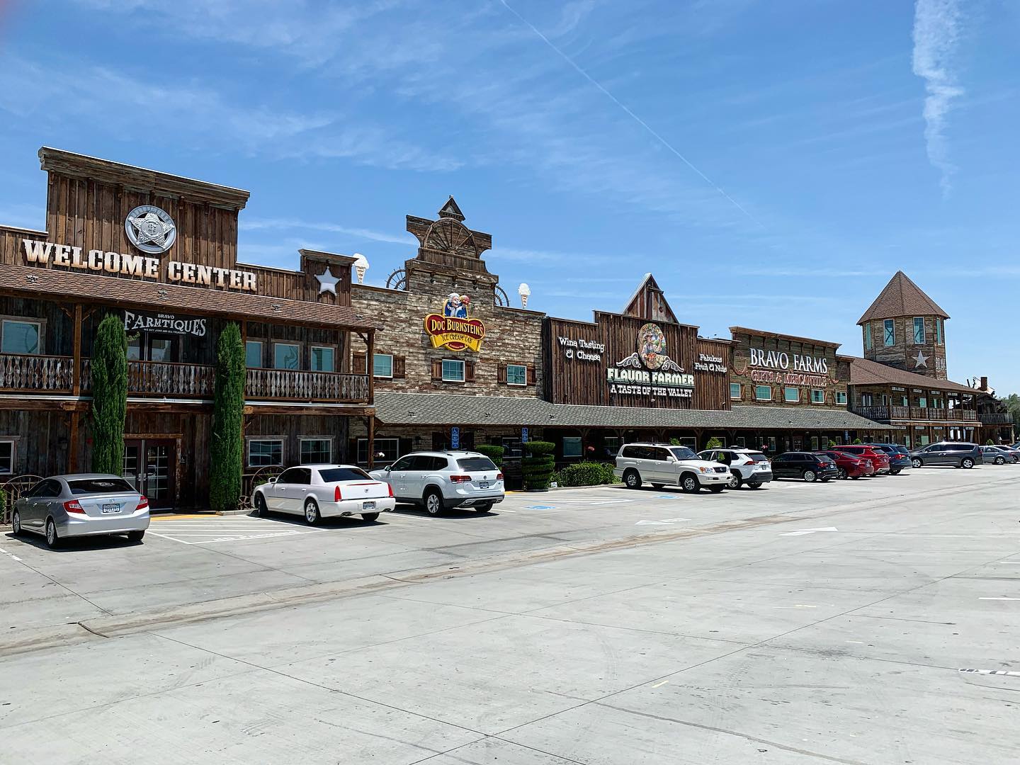 5 Must-Stops on the Way to Cambria From the Central Valley • Visit ...