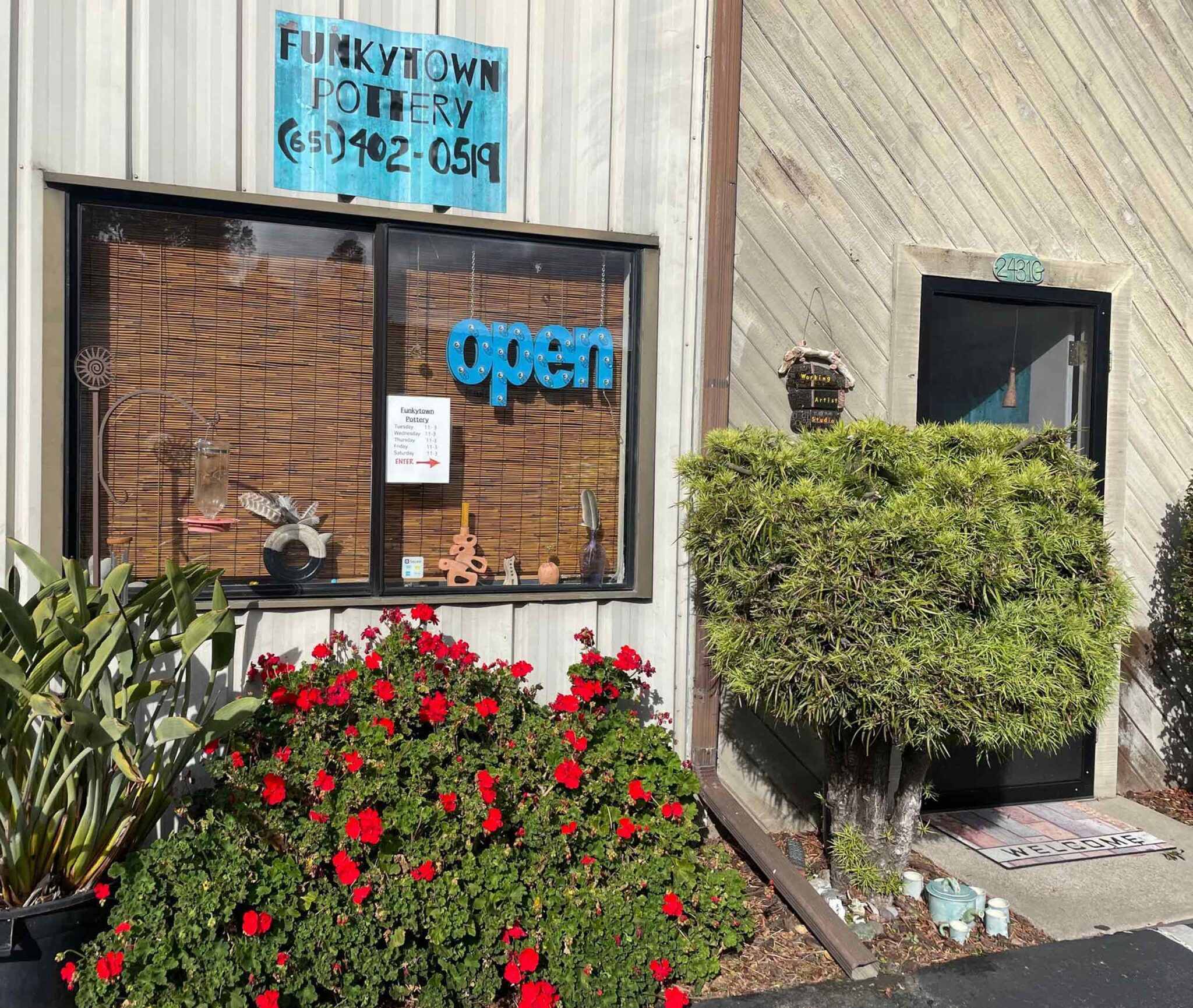 Funkytown Pottery • Visit Cambria | CA